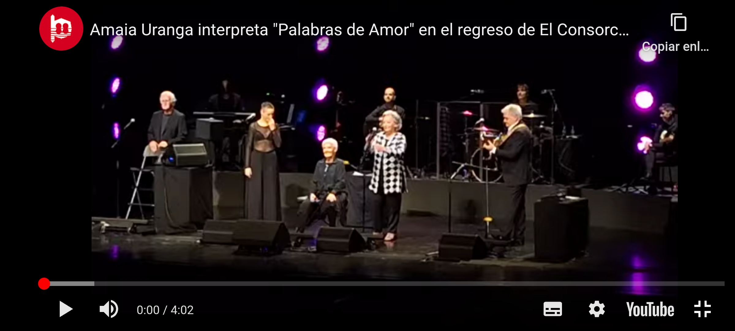 Amaia Uranga canta "Palabras de Amor" y el público se rinde a sus pies ...