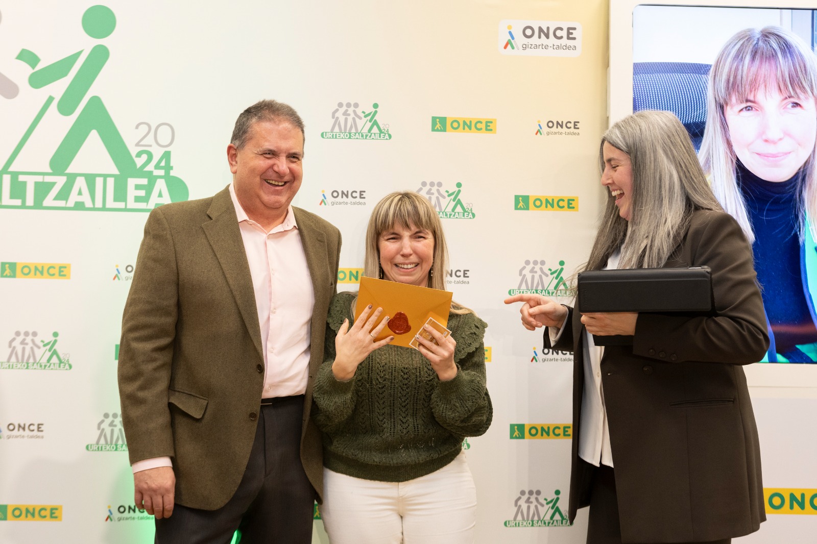 Lorena Márquez, vendedora del Año de la ONCE en Euskadi 2024: un ...