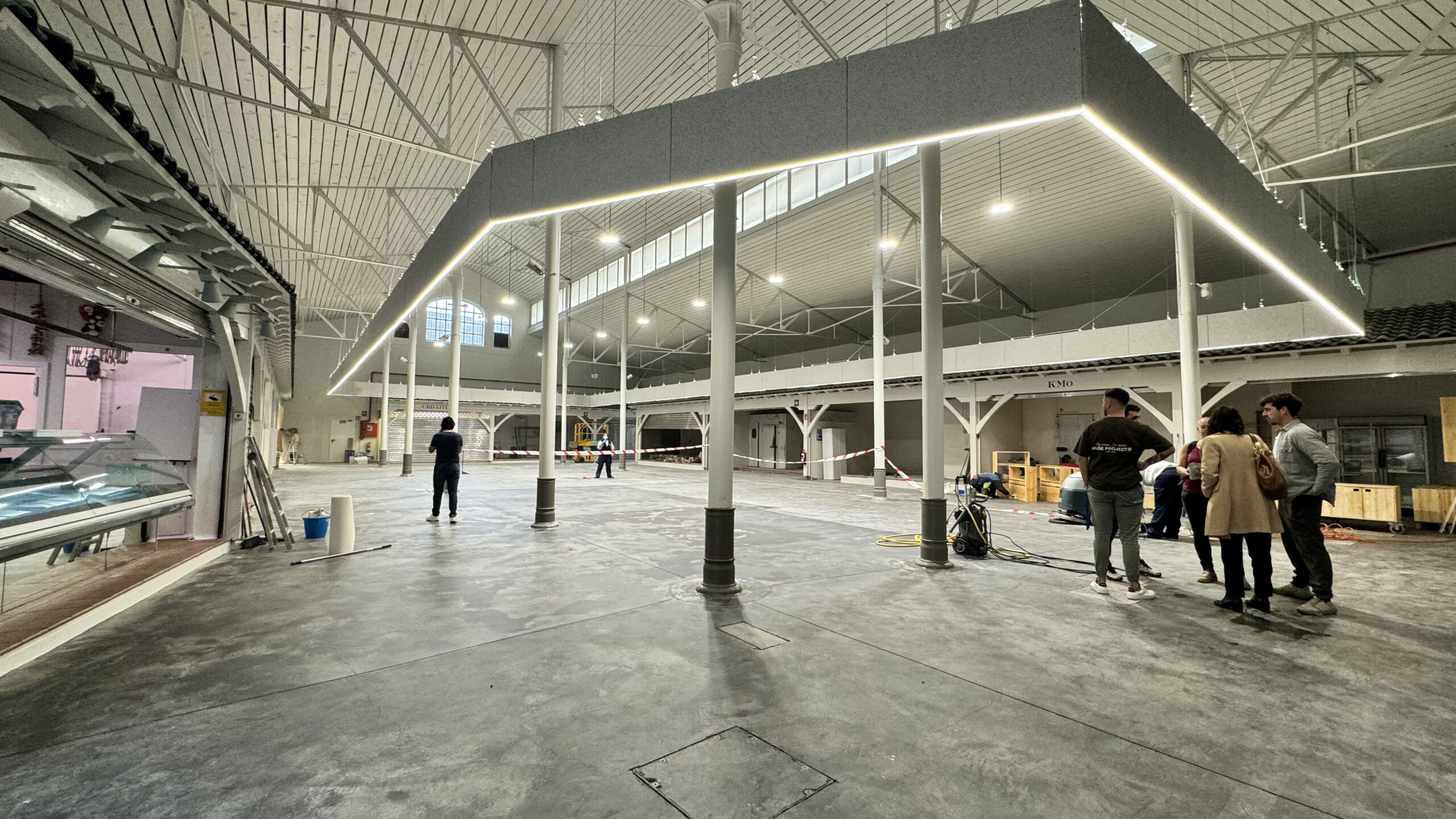 La renovada Plaza del Mercado de Durango abre sus puertas | Radio Nervión