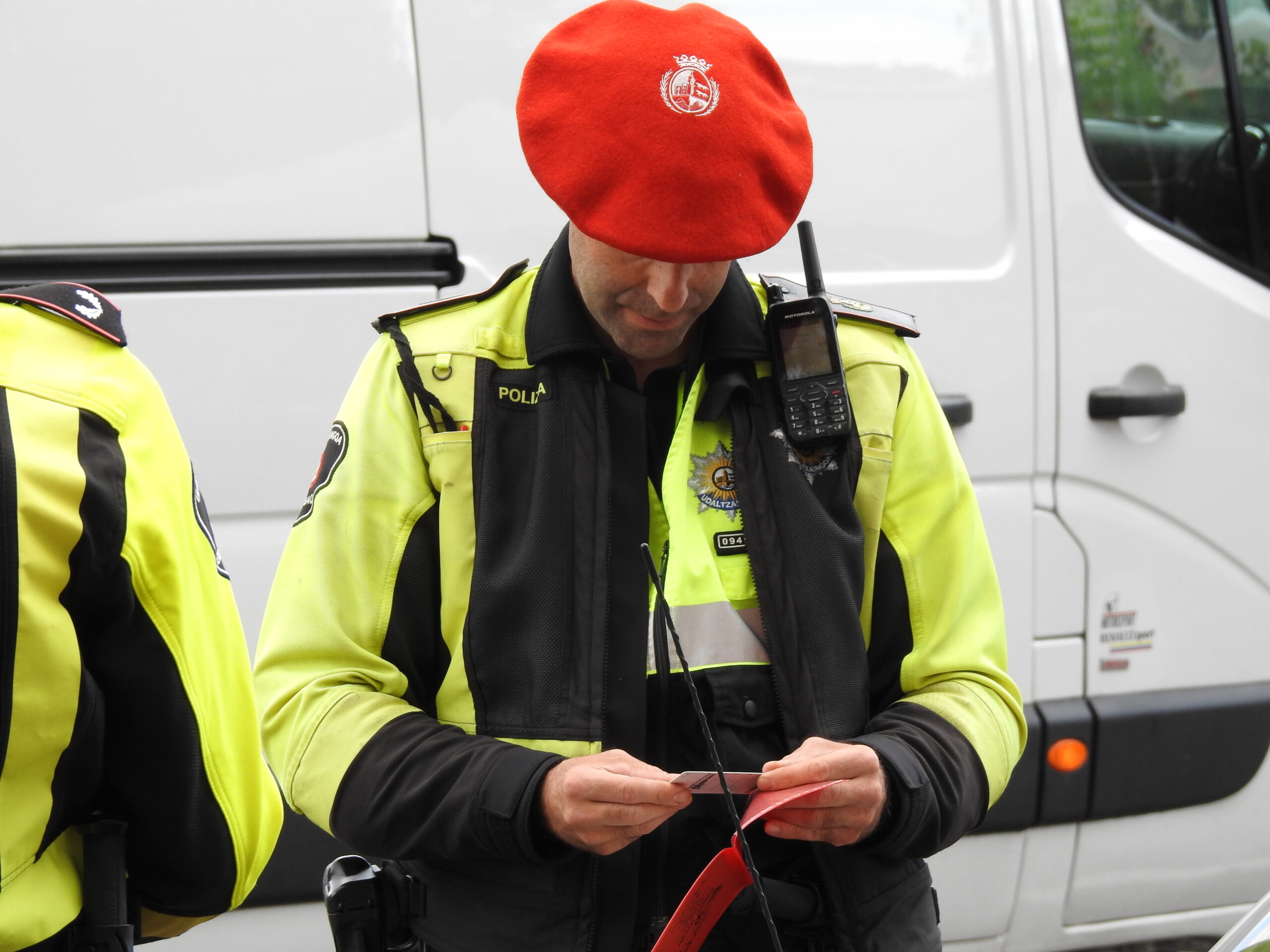 Bilbao lanza una campaña de control y vigilancia de taxis y vehículos VTC | Radio Nervión